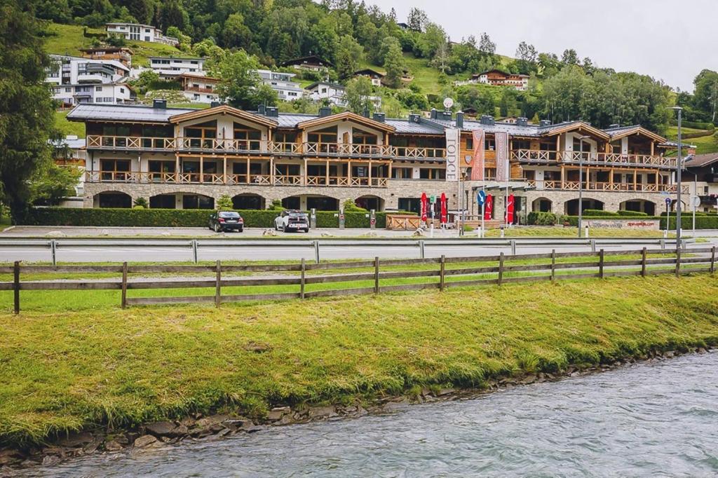 AvenidA Mountain Lodges Kaprun - SmartTravel
